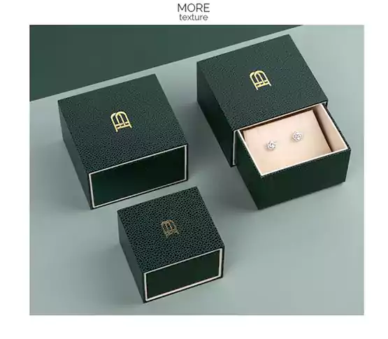 Elegant Custom Jewelry Boxes & Packaging at Wholesale